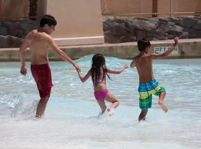 Lion Temple Wave Pool | LEGOLAND® California