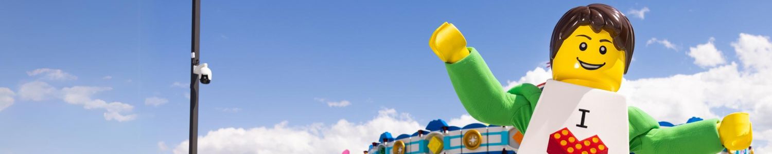LEGOLAND® Girl & Boy Character Meet & Greet | LEGOLAND® Florida Resort